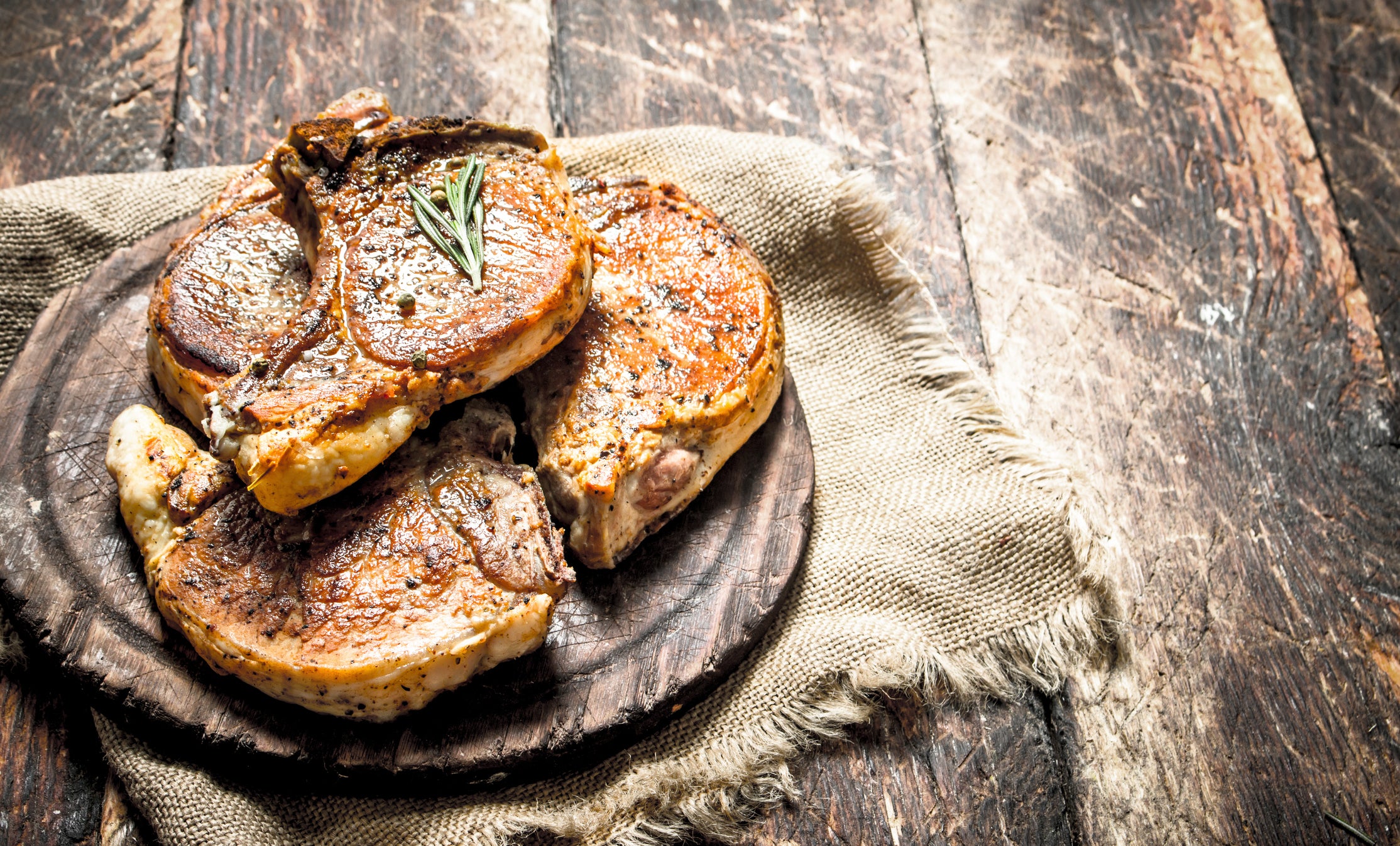 Skillet Pork Chops - Serves 6 – Texas Butchers
